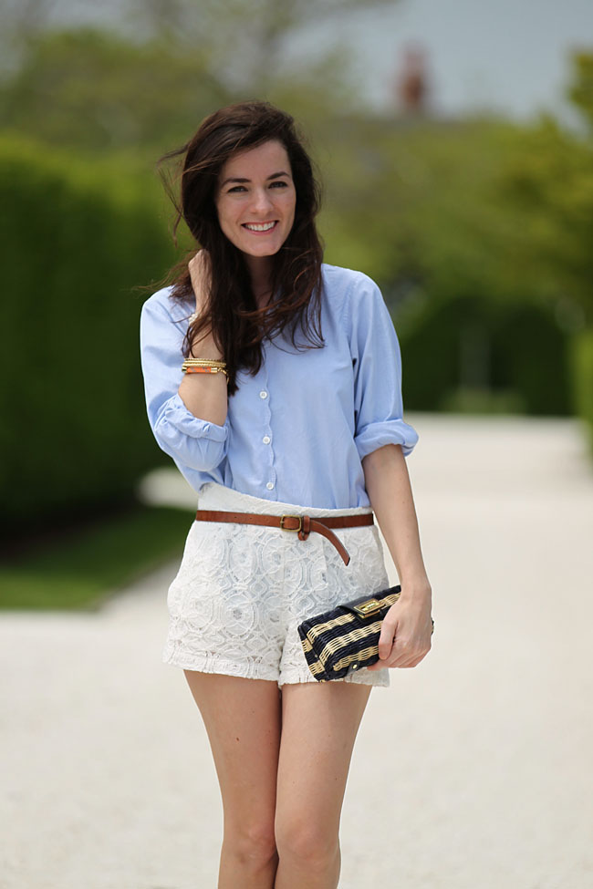 Hedge Row Road - Classy Girls Wear Pearls
