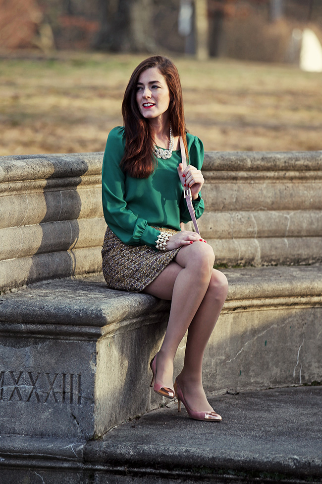 Glitter and Gold - Classy Girls Wear Pearls